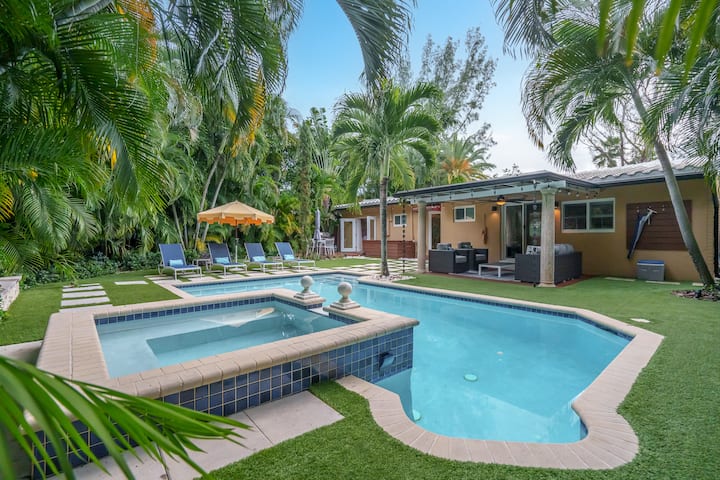 A Tropical Paradise In Wilton Manors Hottub & Pool - The Bahamas
