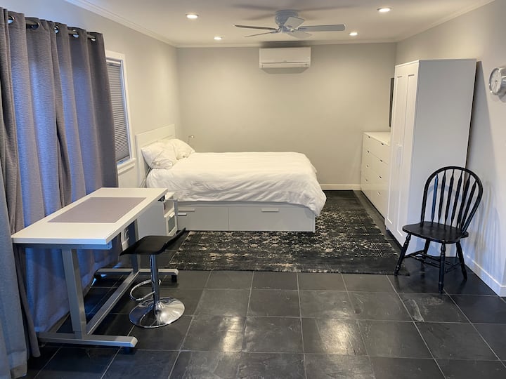 Private Quiet Studio Retreat - Woodside, CA