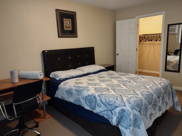 3q Comfort+value, Central Location+free Parking - Cincinnati