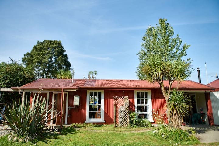 Nest Room 4 - West Coast