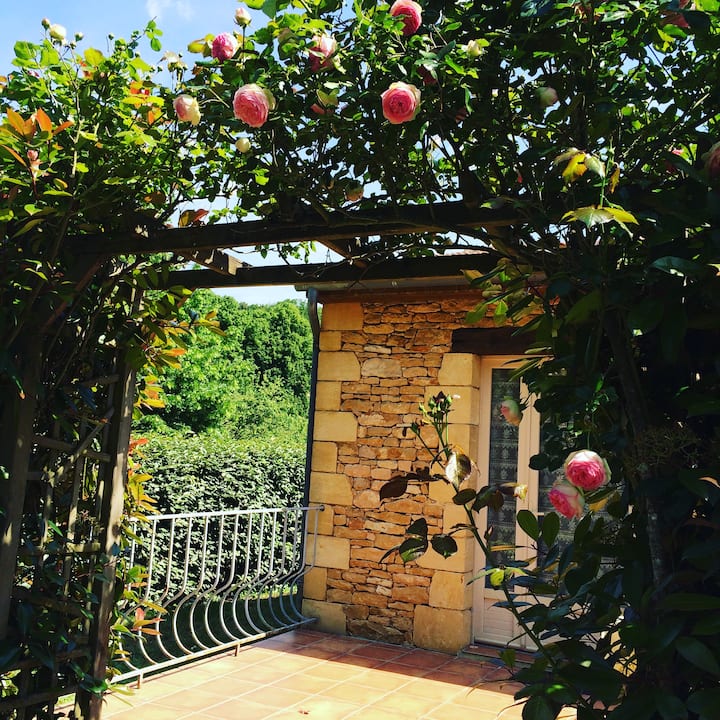 Gite Avec Piscine Chauffée Et Wifi à Sarlat - Sarlat-la-Canéda