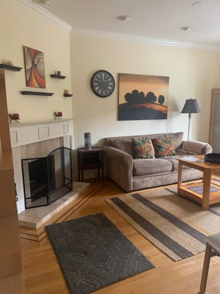 Stylish Living Overlooking Golden Gate Park - San Francisco, CA