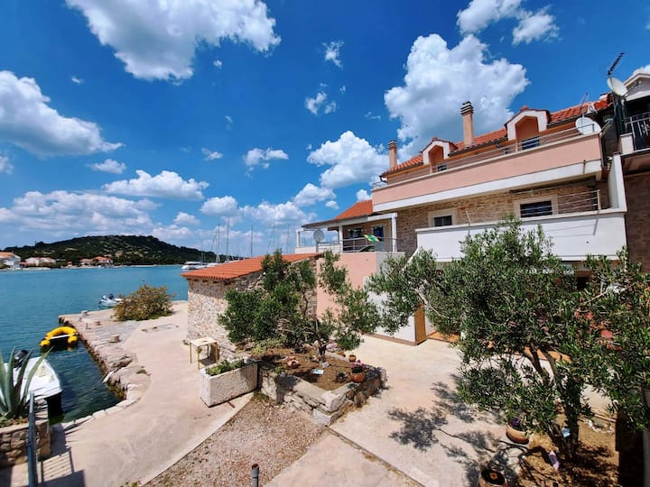 Island Murter Kornati- Apartment Charly 1, Betina - Murter
