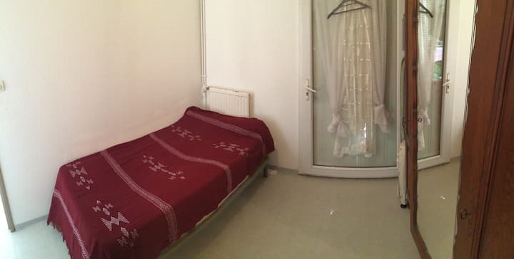 Chambre Au Calme Dans Un Quartier Calme Et Vert - Juvignac