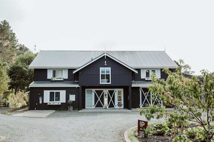 Hus - Boutique Venue & Accommodation - Riverhead