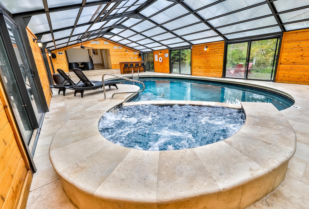 Private Heated Indoor Pool & Jacuzzi & Lake View - Houses for Rent in ...