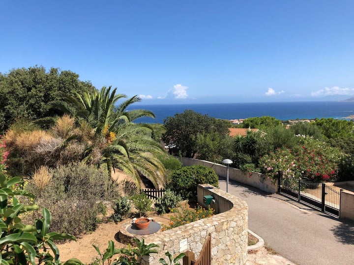 Belle Maison Au Calme, Vue Mer - L'Île-Rousse