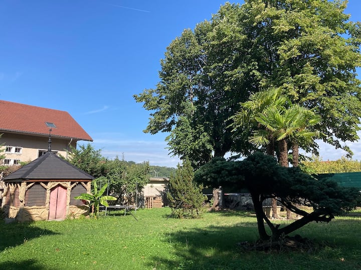 Appartement 76m² 2 Chambres, Parking Et Jardin - Aix-les-Bains