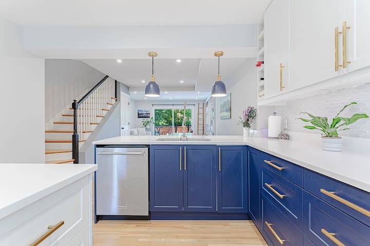 Walk To Museums And Restaurants. Free Parking. - Washington, D.C.