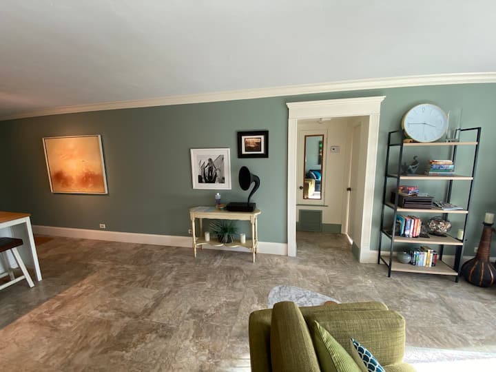 Steps From Lido Beach & St. Armands Circle - Sarasota, FL