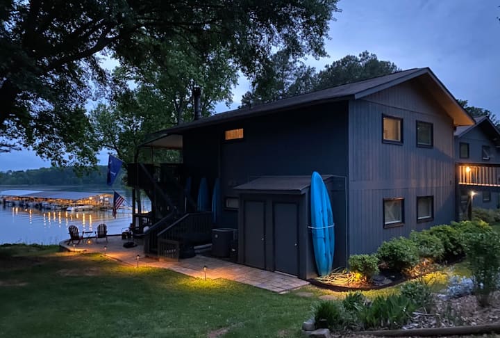 Lake Hartwell - Hartwell Villa 8a - Sadlers Creek State Park, Anderson