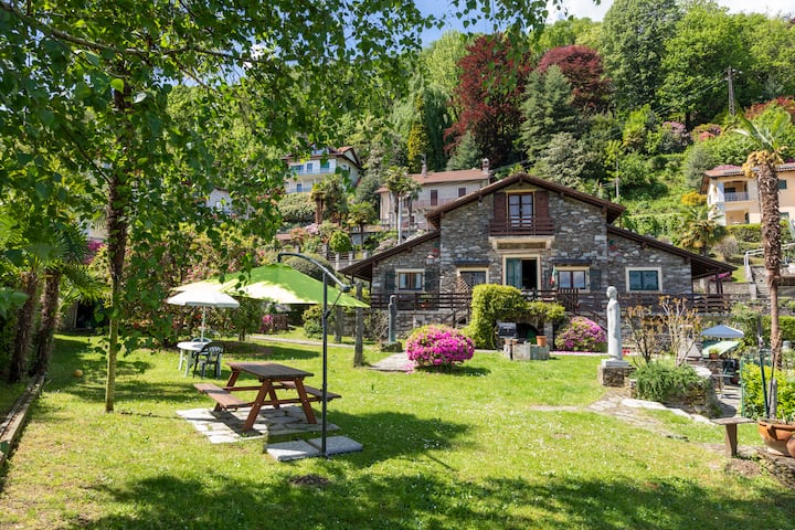 Apartment In Chalet Near The Lake - Stresa