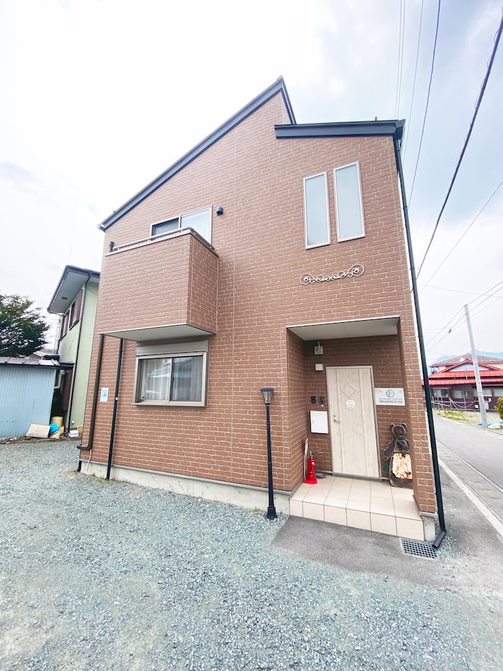 Kawaguchiko Sta.3min & Good Mt. Fuji View/coffee - Lake Kawaguchi