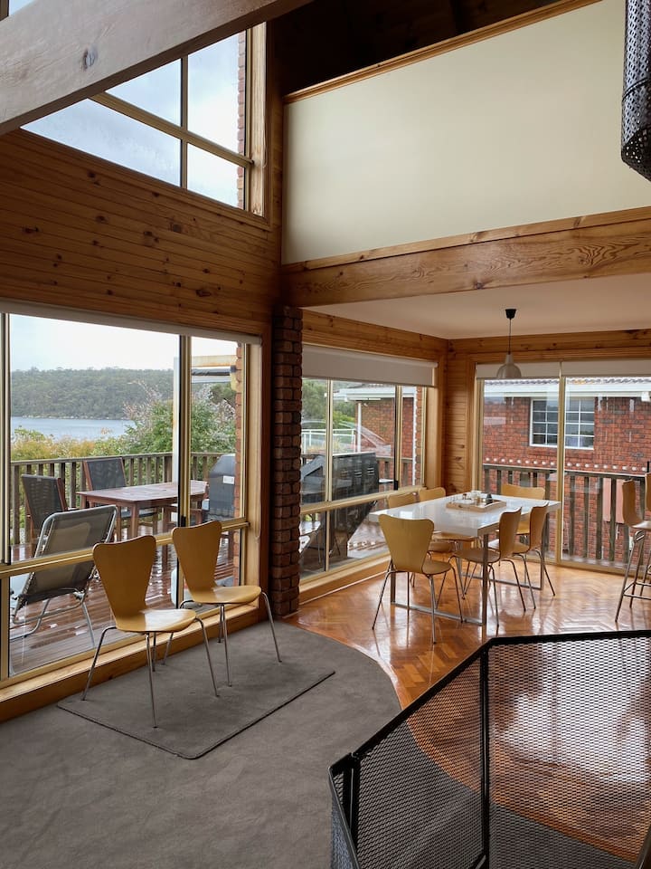 Waterfront On Georges Bay Great Water Views - Binalong Bay