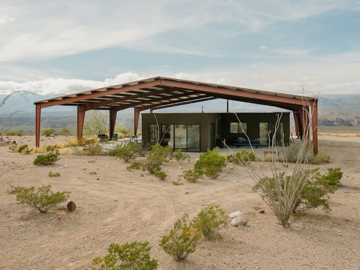 Modern Solar Home South Of Marfa - 마파