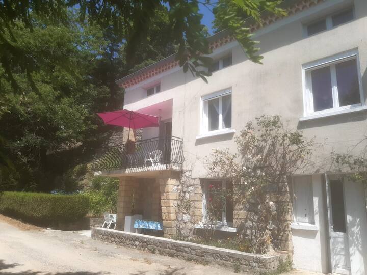 Maison; Antraigues Sur Volane; Pays De Jean Ferrat - Vals-les-Bains