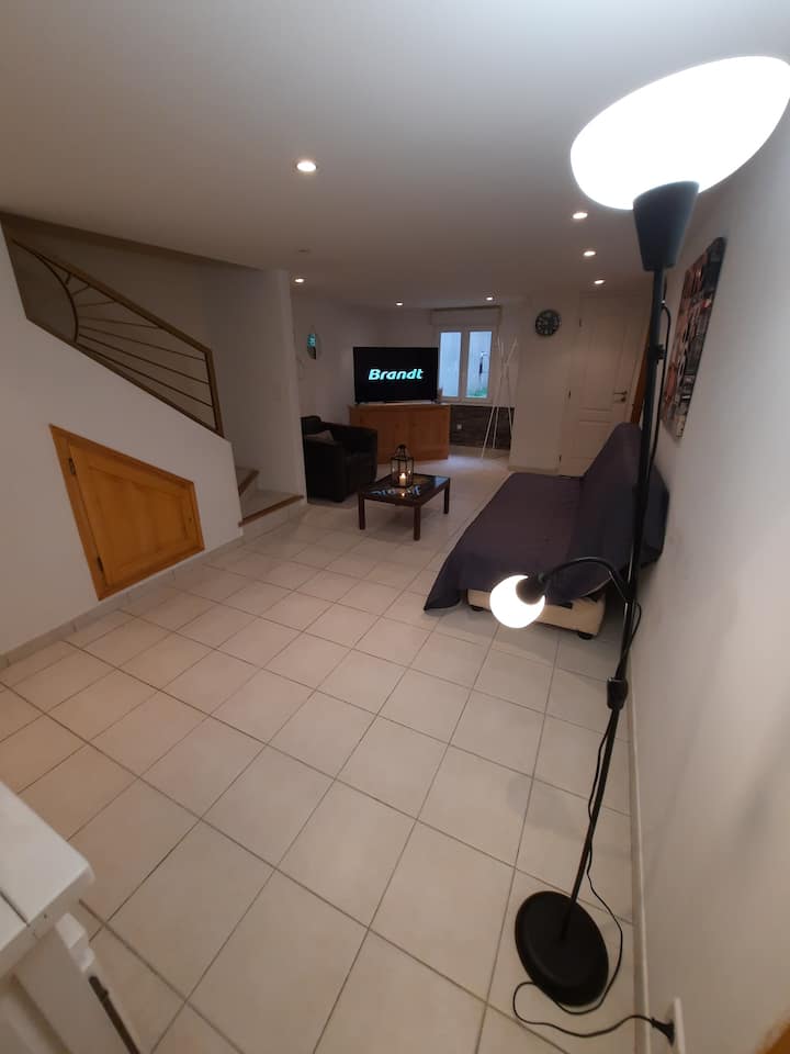 T2+patio(jacuzzi)+piscine 100m2 Au Pied Du Luberon - Cavaillon