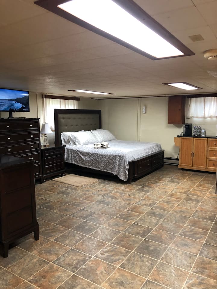 Friendly, Spacious, Pet Friendly: Marion Hill Rva - Richmond, VA
