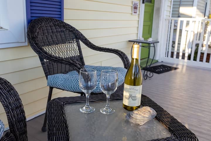 Inviting House Nearby Beach And Shops! - Cape Charles, VA