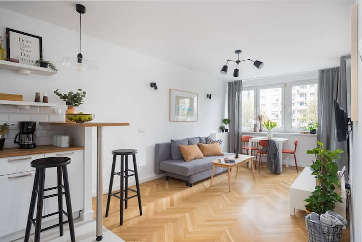 ★Positive Vibes, Fully Equipped Apt With Balcony★ - Varsovia