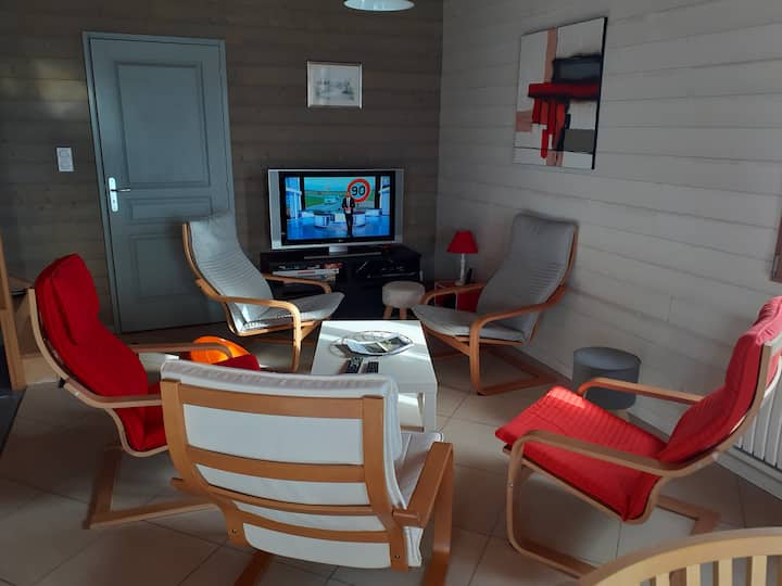 Chalet Calme Au Flanc Du Massif Du Sancy - La Bourboule