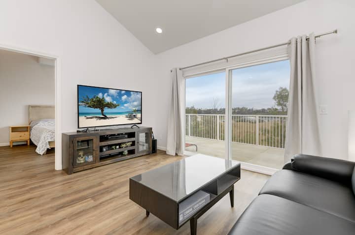 Modern And Spacious Guest House - San Diego, CA