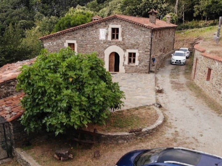 Can Toni "La Pallissa" - Montseny- Www.cantoni.cat - Montseny