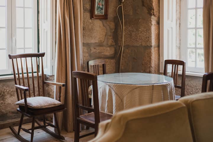 Relaxing Cottage Getaway In Spacious Farmland - Celorico da Beira