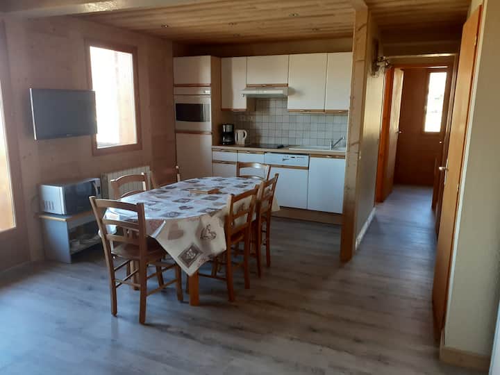 Emplacement Idéal Dans Albiez -Montrond : O'mikely - 