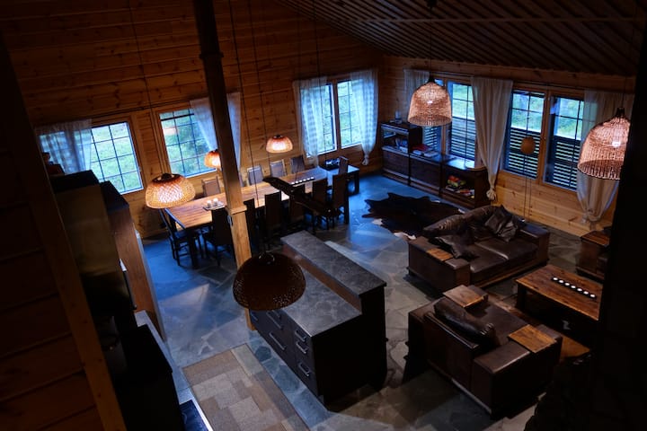 Luxurious Log Villa - Salla
