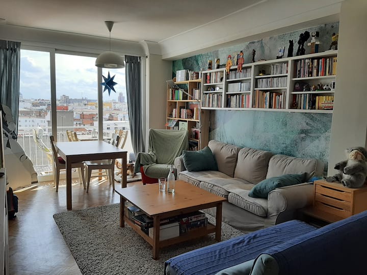 Piso Amplio Y Luminoso Con Vistas Parque De Berlín - Madrid