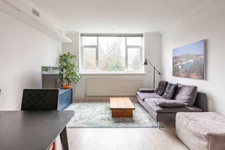 Spacious & Modern Flat In West Hampstead - Londres