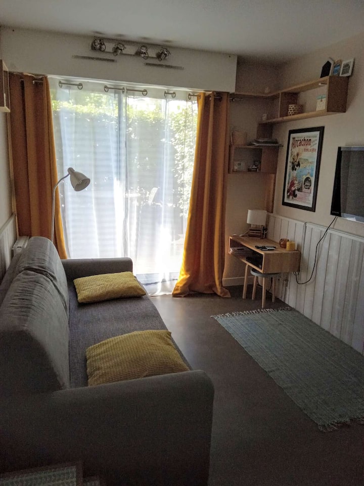 Studio Cabine Aiguillon Avec Vélos , Caroline&manu - Arcachon