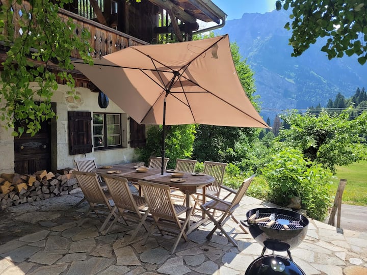 Scandi Chalet In Samoëns | Peaceful Setting - Samoëns