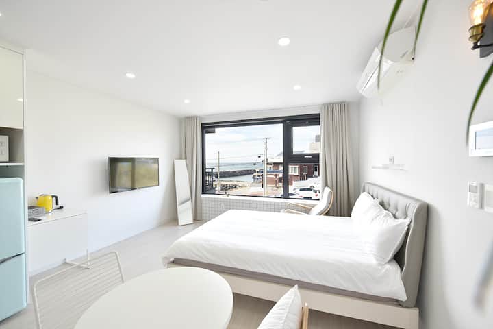 그림 같은 바다 풍경 #204호 #고내1101 펜션 - Jeju-si