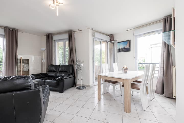 Spacieux T4 80 M2 - 3 Chambres-3 Lits-4 Pers-2 Sdb - Aix-en-Provence