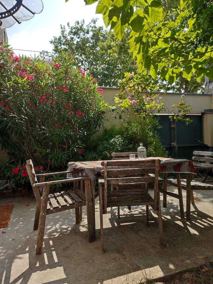 3 Pièces, Jardin Plein Sud, Au Métro - Bagnolet