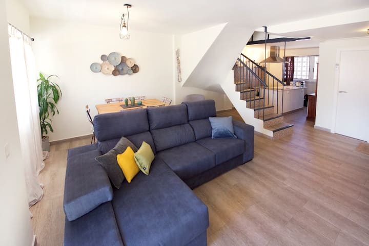 Moderno Dúplex Con Piscina Junto Al Casco Antiguo - Altea
