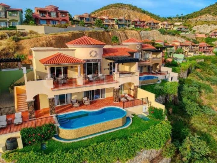 Luxury Montecristo Villa In Cabo - Sleeps 10 - Cabo San Lucas