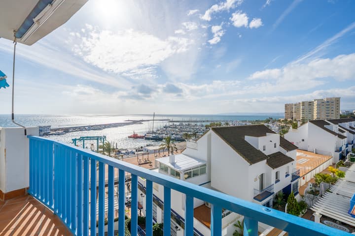 Two-bed Estepona Apartment With Marina Views - Estepona
