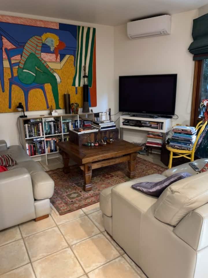 Double Room, Close To Cbd & Beach In Family Home. - Melbourne
