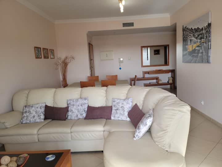 Spacious 2 Bedroom Condo Albufeira (Montechoro) - Albufeira