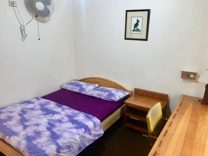 Sunny & Airy Room For Visitor/student/working Visa - Sydney
