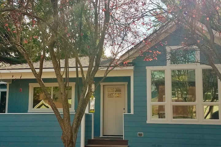 Railroad District Quiet New Home Walk To Town - Ashland, OR