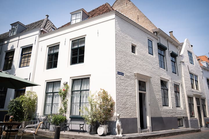 2 Ps Appartment, Centrum Middelburg - Vlissingen