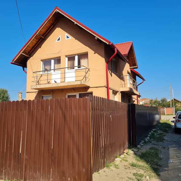 Villa " Luna " - Targoviste, Romania - Târgoviște