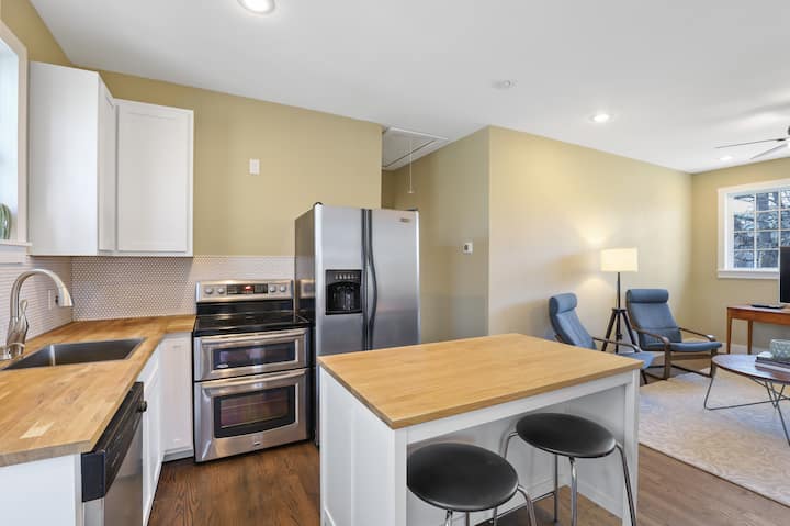 Carriage House - Fair Park! Deep Ellum & Downtown - Dallas, TX