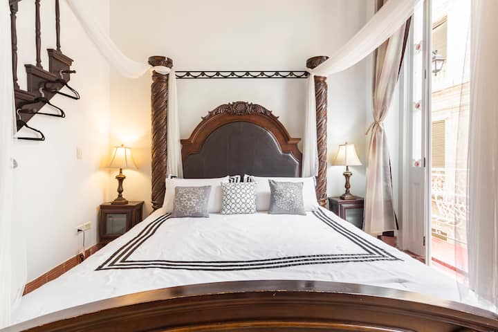 Havana Apartment Vacation Rentals - Havana, Cuba | Airbnb