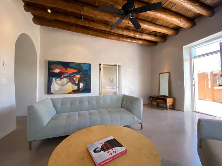 Beautiful Adobe/walk Everywhere - Santa Fe