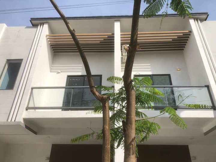 Healthy House Away From Town - Phnom Penh